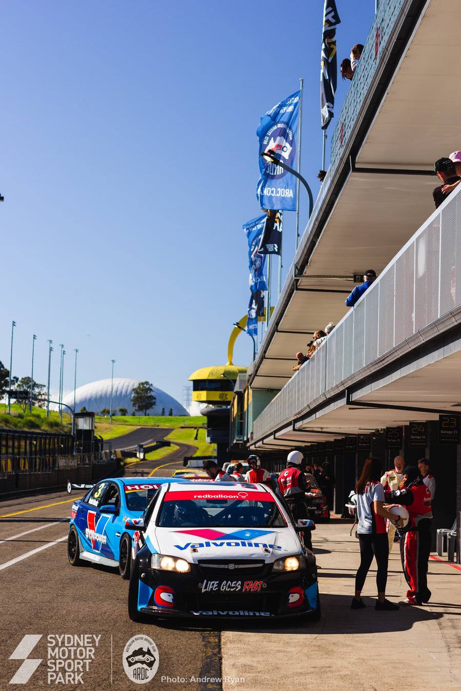 Fastrack V8 Race Experience – Sydney Motorsport Park Events and Online Shop